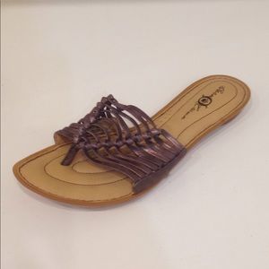 Born | Shoes | Born Crown Bronze Metallic Thong Style Sandal | Poshmark